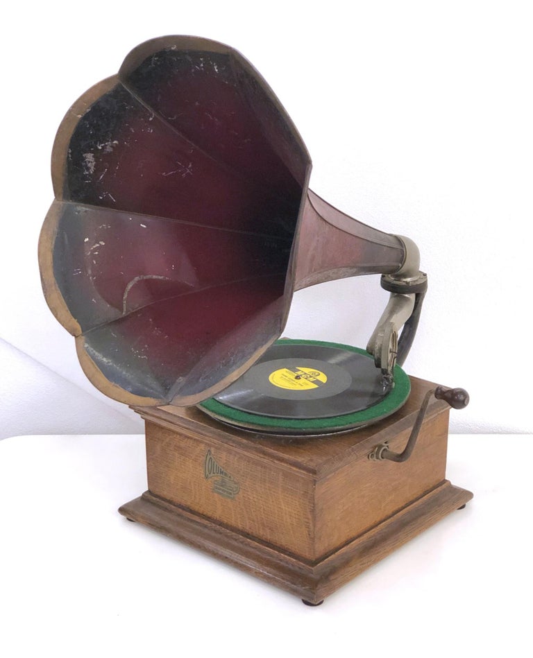Early 20th C. Columbia Graphophone w/ 5 Records and Horn For Sale at ...