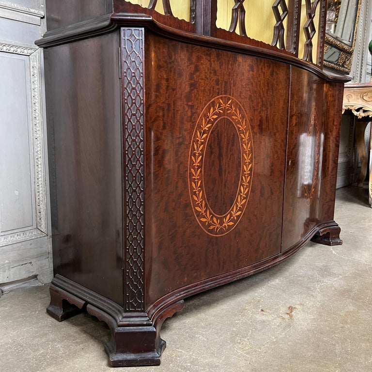 Early 20th Century American George II Style Breakfront China Cabinet ...