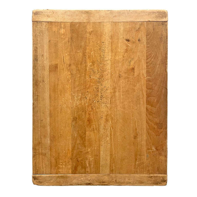 Early 20th Century American Maple Breadboard For Sale at 1stDibs