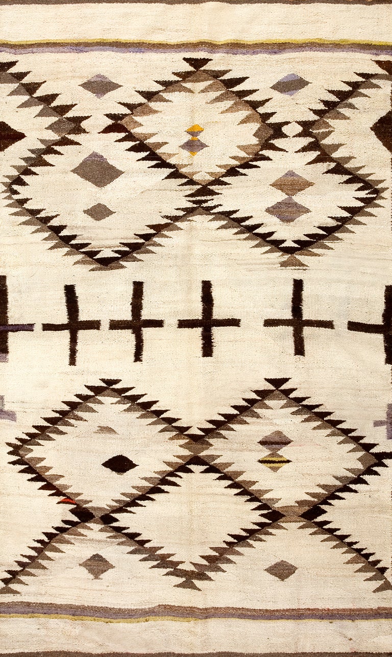 Early 20th Century American Navajo Carpet ( 5'8" x 9' - 173 x 275 ) For ...