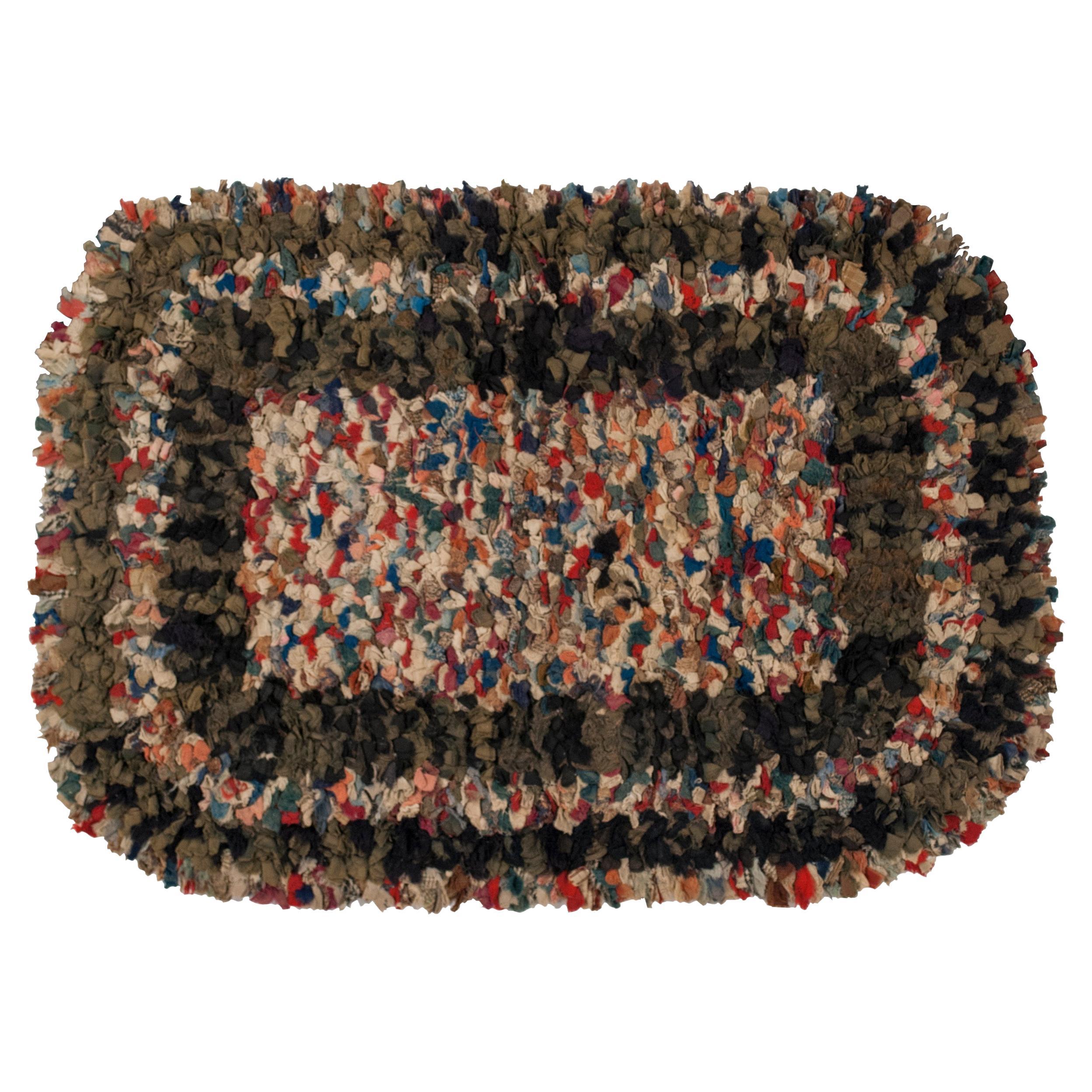 American Hooked Rug Depicting a Zebra Early 20th Century For Sale at ...