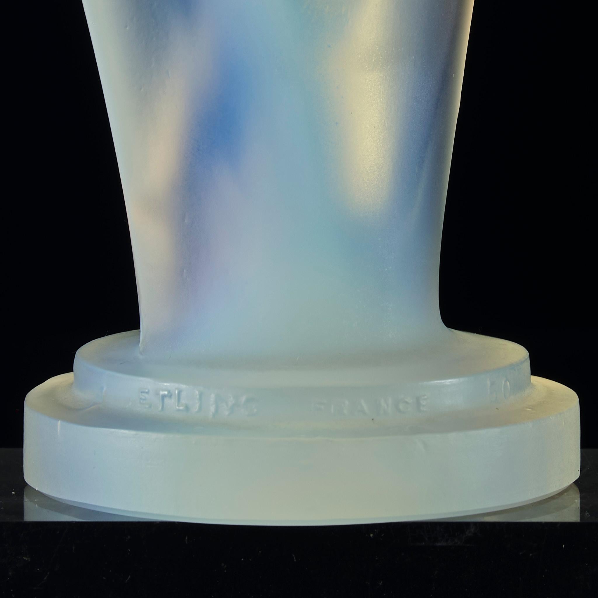 Figura de cristal Art Decó de principios del siglo XX titulada "Nue Au ...