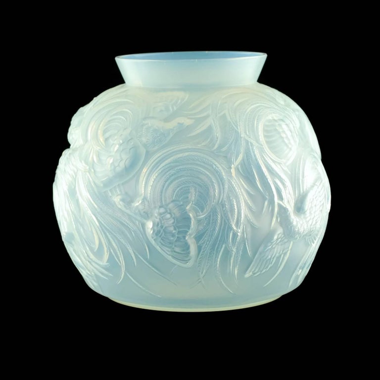 Early 20th Century Art Deco Sabino Opalescent Art Glass Birds of ...