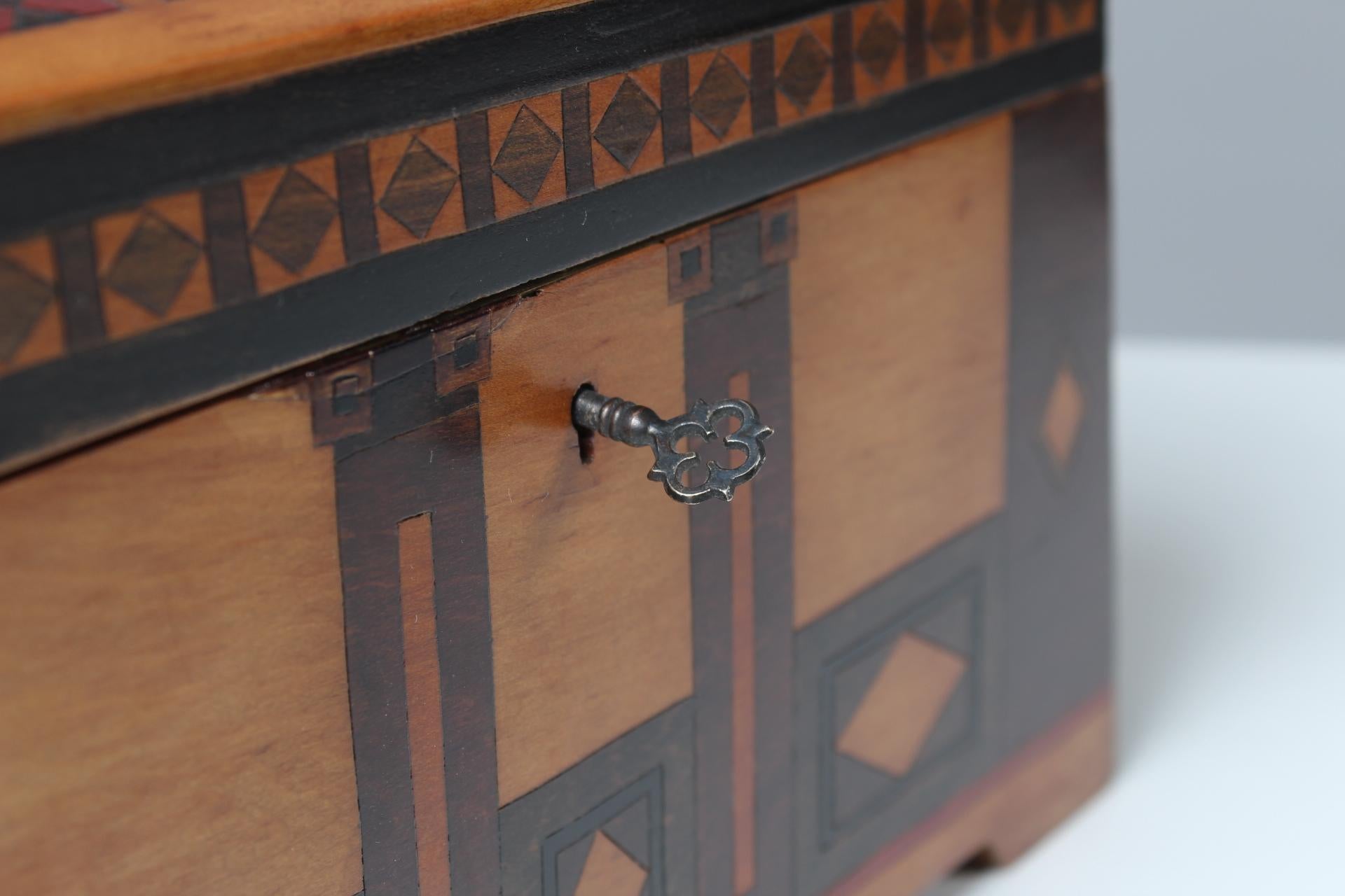 Early 20th Century Art Nouveau Box at 1stDibs