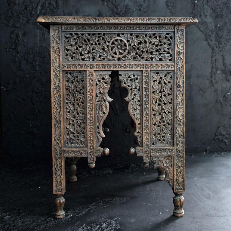 Early 20th Century Carved Indian Table For Sale at 1stDibs