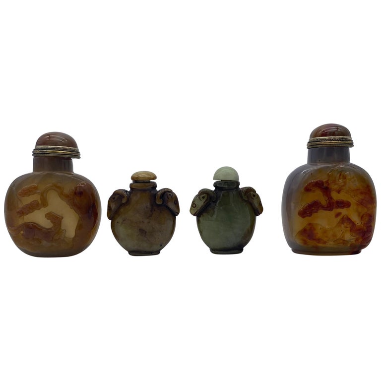 Early 20th Century Chinese Agate and Jade Snuff Bottles For Sale at 1stDibs