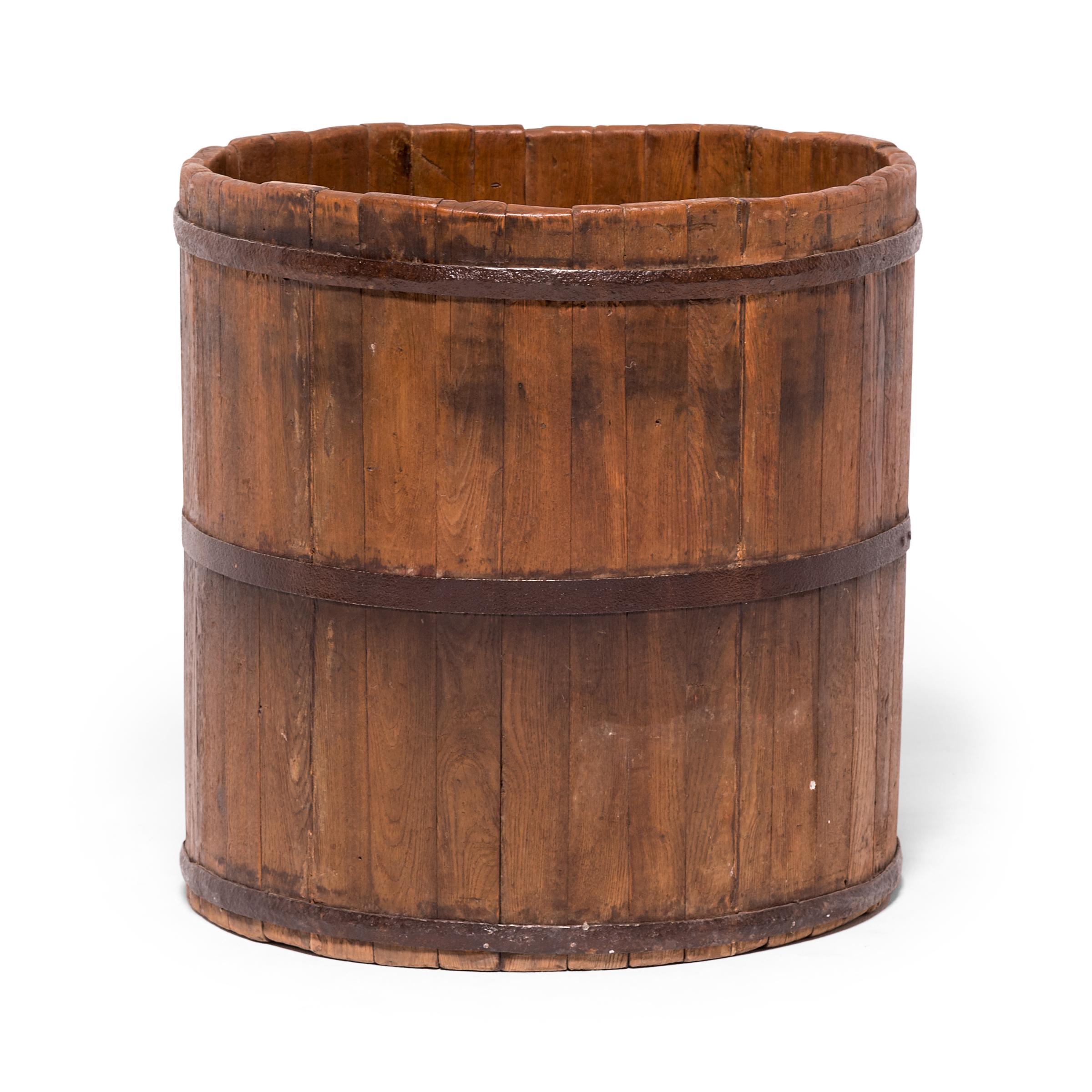 Early 20th Century Chinese Round Water Pail at 1stDibs