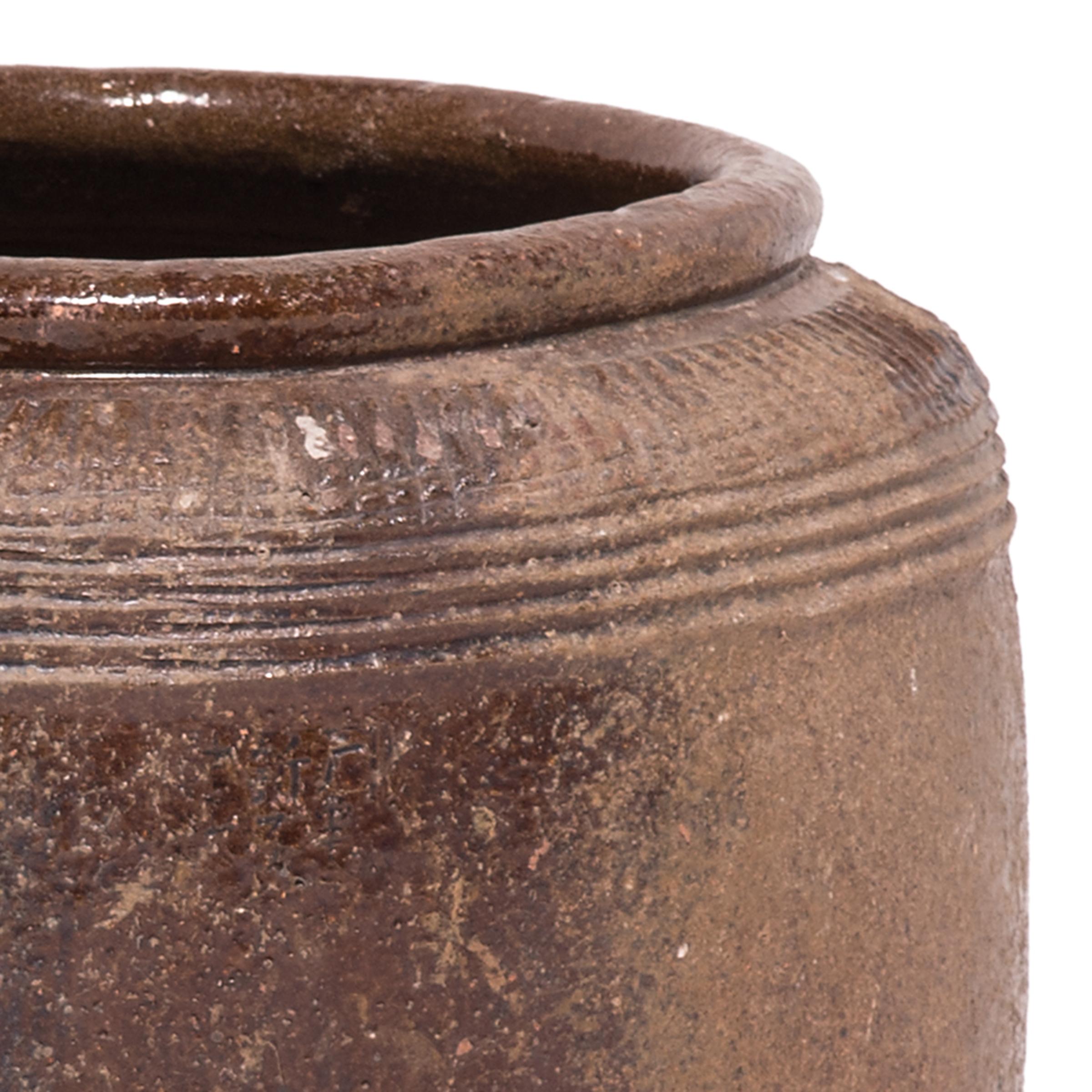 Early 20th Century Chinese Salty Egg Jar at 1stDibs | jar of salty lips