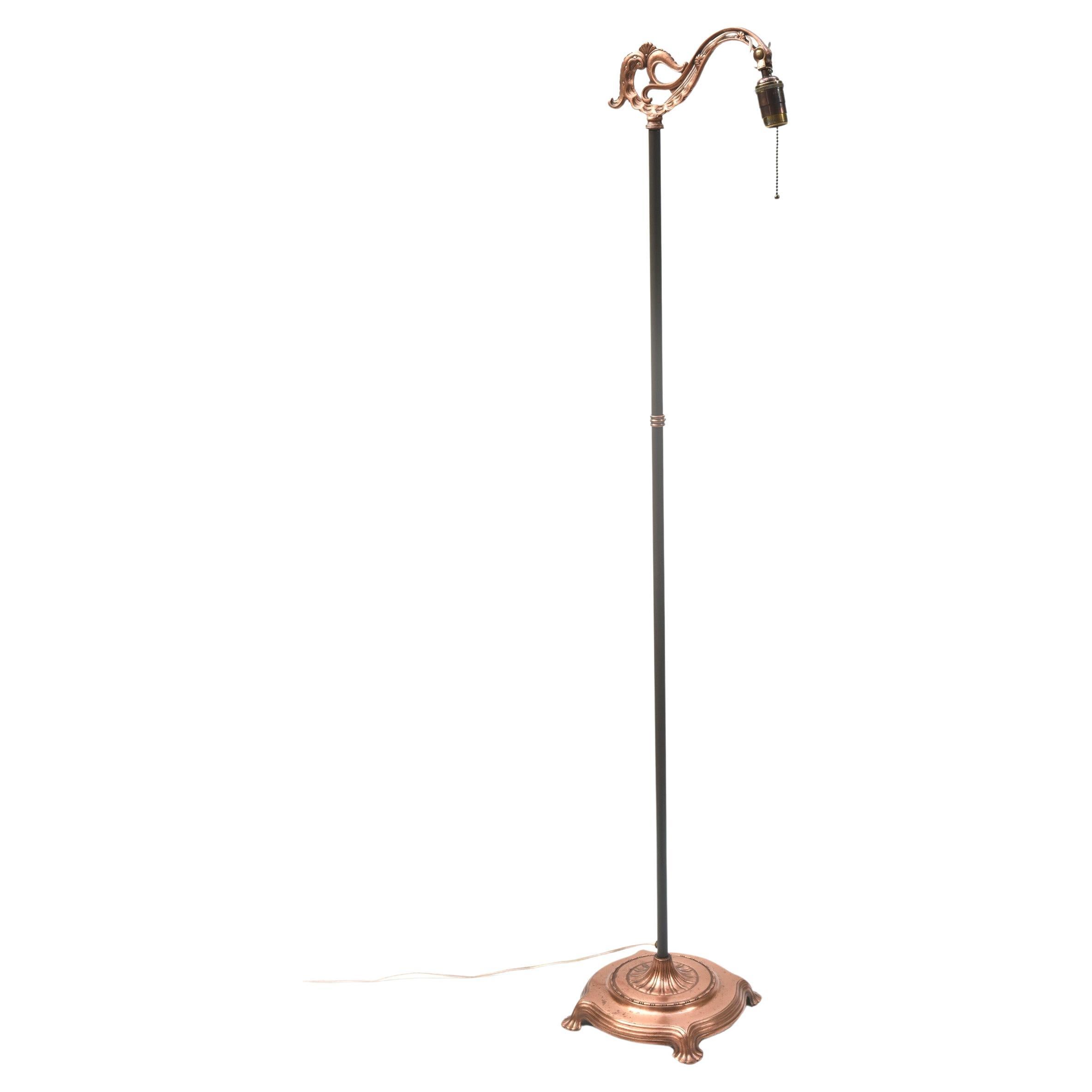 Early 20th Century Copper and Painted Metal Bridge Lamp For Sale at 1stDibs