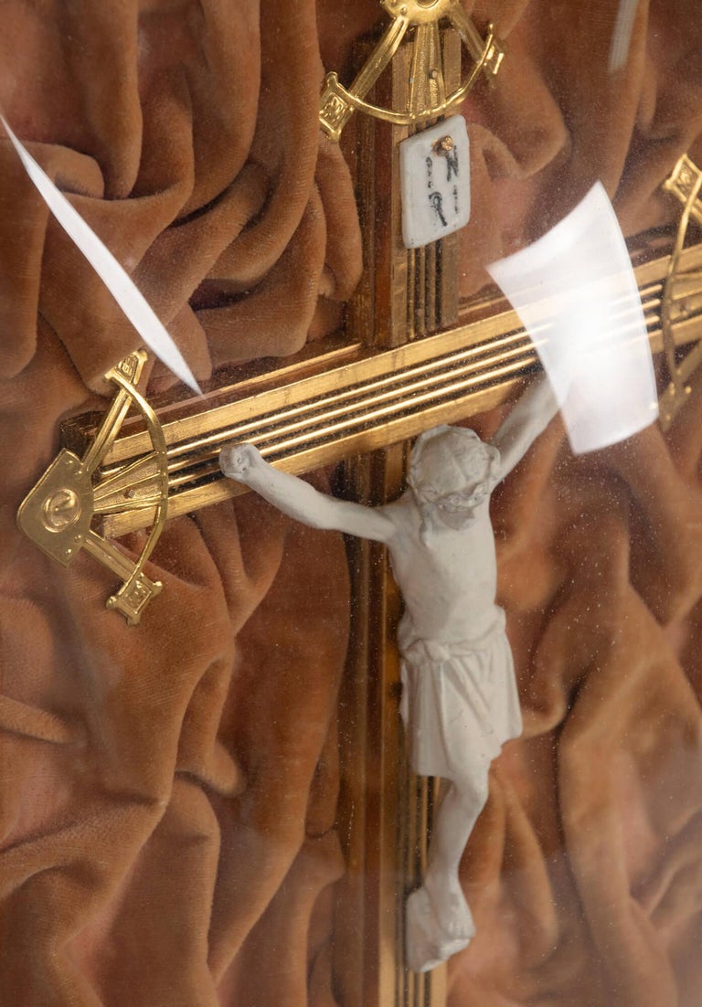 Early 20th Century Crusifix in Wooden Gilt Frame with Convex Glass at ...