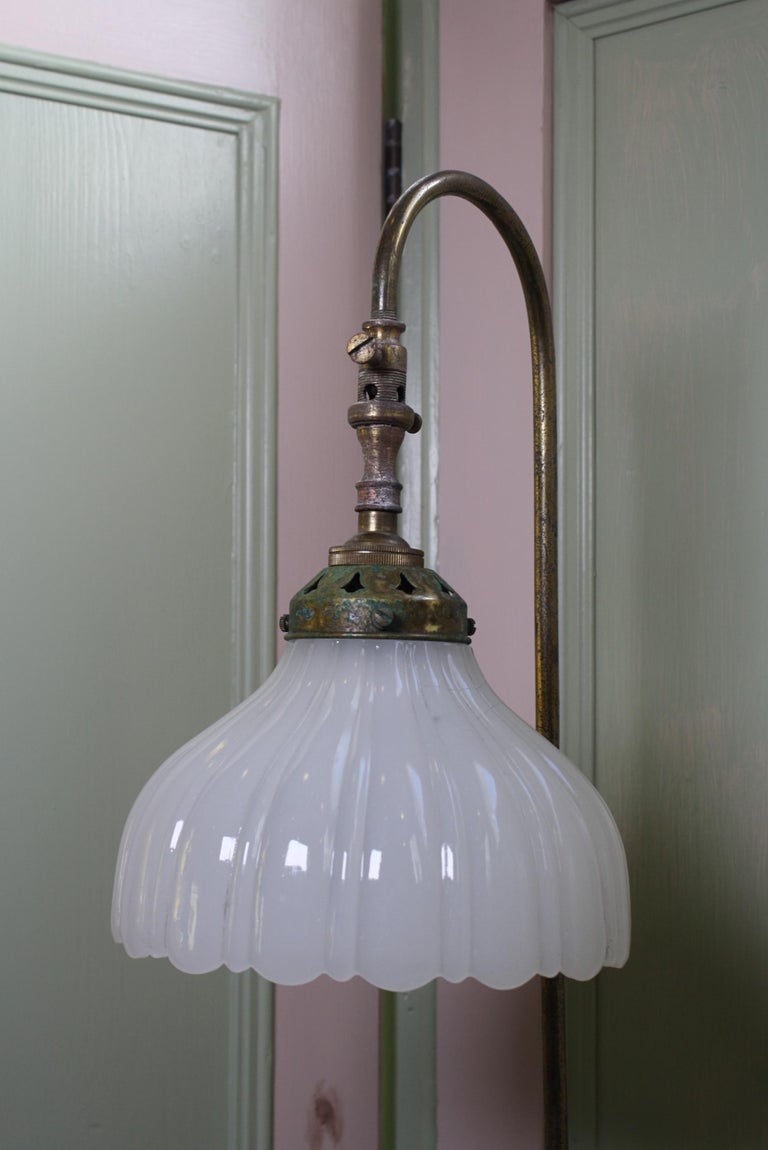 Early 20th Century Edwardian Jefferson Brass Swan Neck Wall Sconce ...