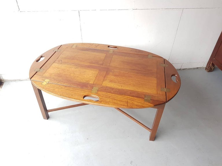 Early 20th Century English Butler Tray Coffee Table at 1stDibs