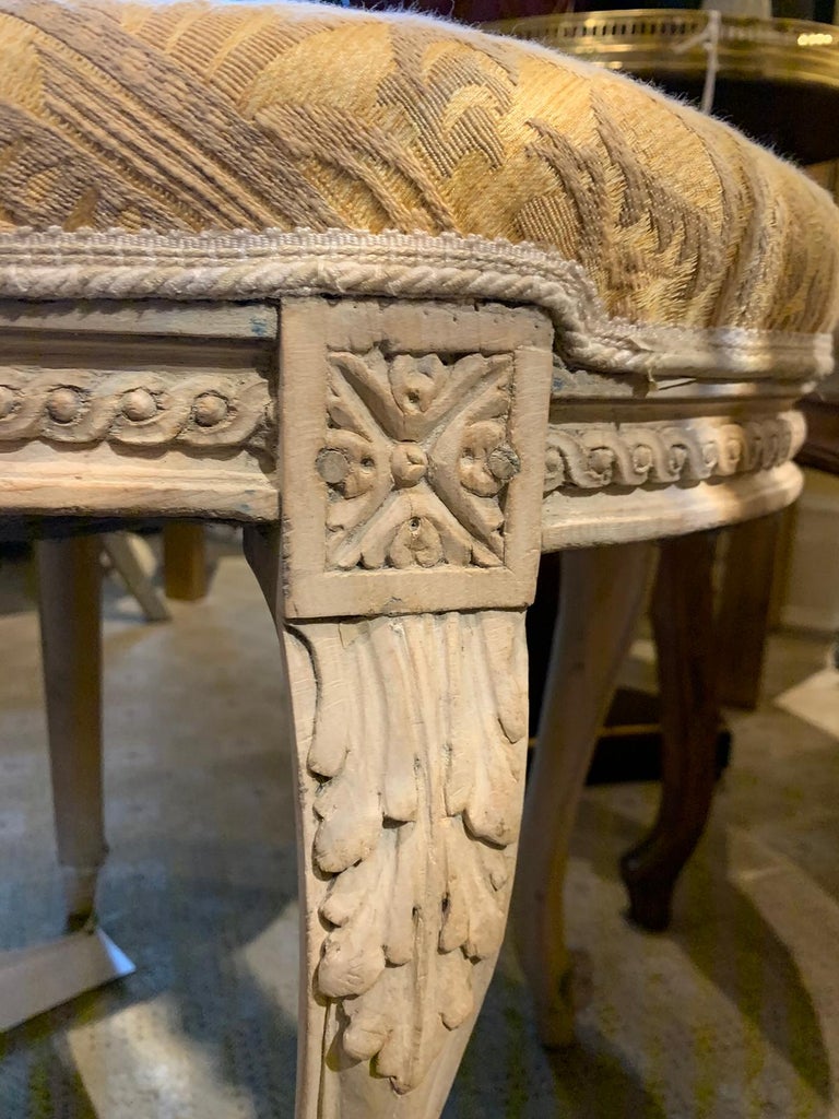 Early 20th Century French Oval Hand Carved Stool For Sale at 1stdibs