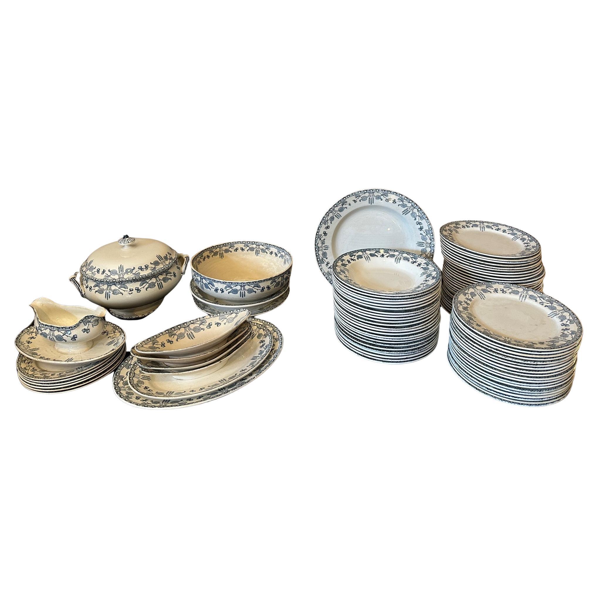 Early 20th century French Sarreguemines Earthenware Set of Tableware, 1900s For Sale at 1stDibs