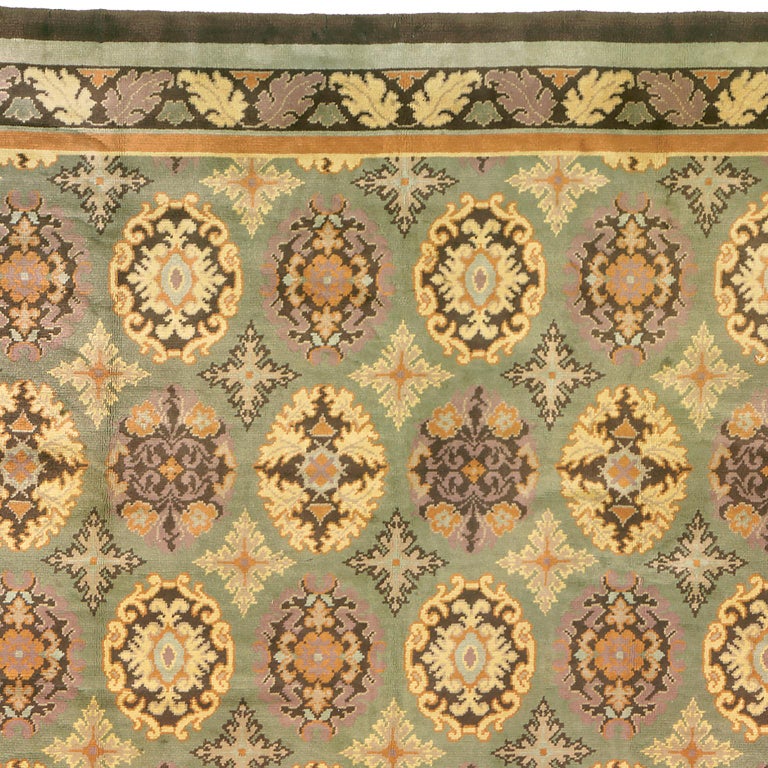 Early 20th Century French Savonnerie Rug For Sale at 1stDibs