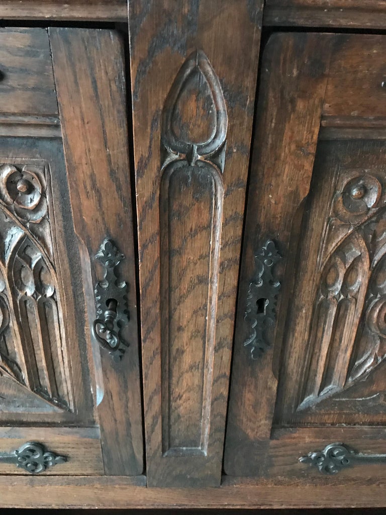 Early 20th Century Gothic Revival Carved Oak Drinks Cabinet / Dry Bar W ...