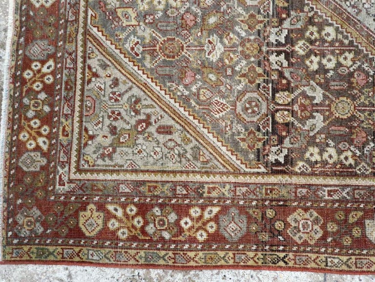 Early 20th Century Handmade Persian Mahal Accent Rug For Sale at 1stDibs