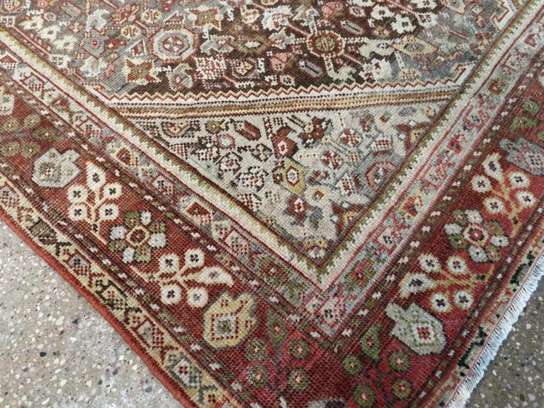 Early 20th Century Handmade Persian Mahal Accent Rug For Sale at 1stDibs