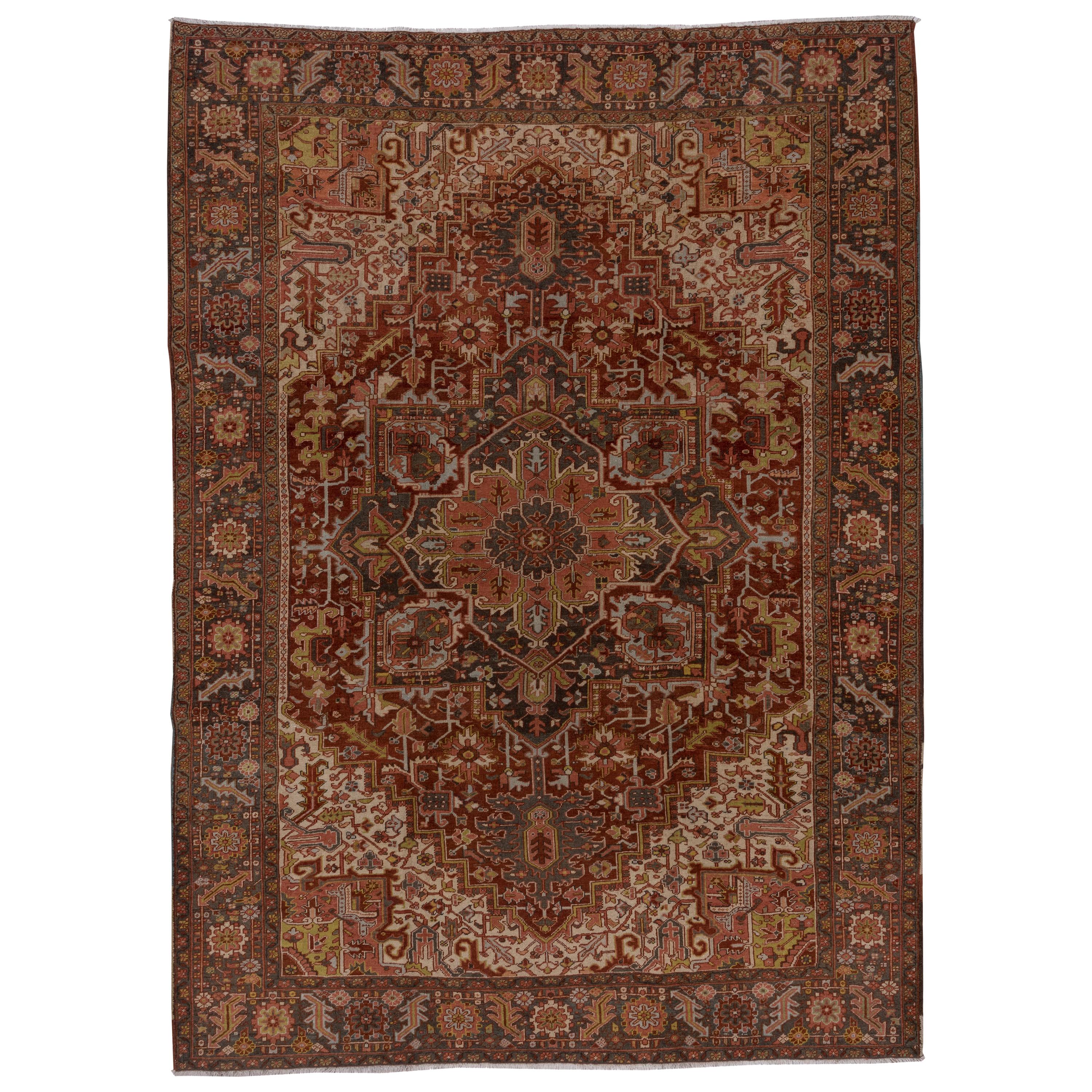 Classic Persian Heriz Carpet, circa 1910s For Sale at 1stDibs