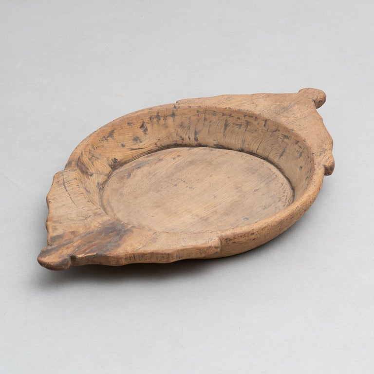 Early 20th Century Indian Traditional Wooden Hand Made Plate For Sale ...
