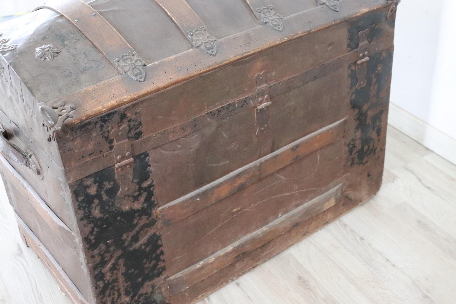 Early 20th Century Italian Poplar Wood Antique Rustic Trunk For Sale at ...