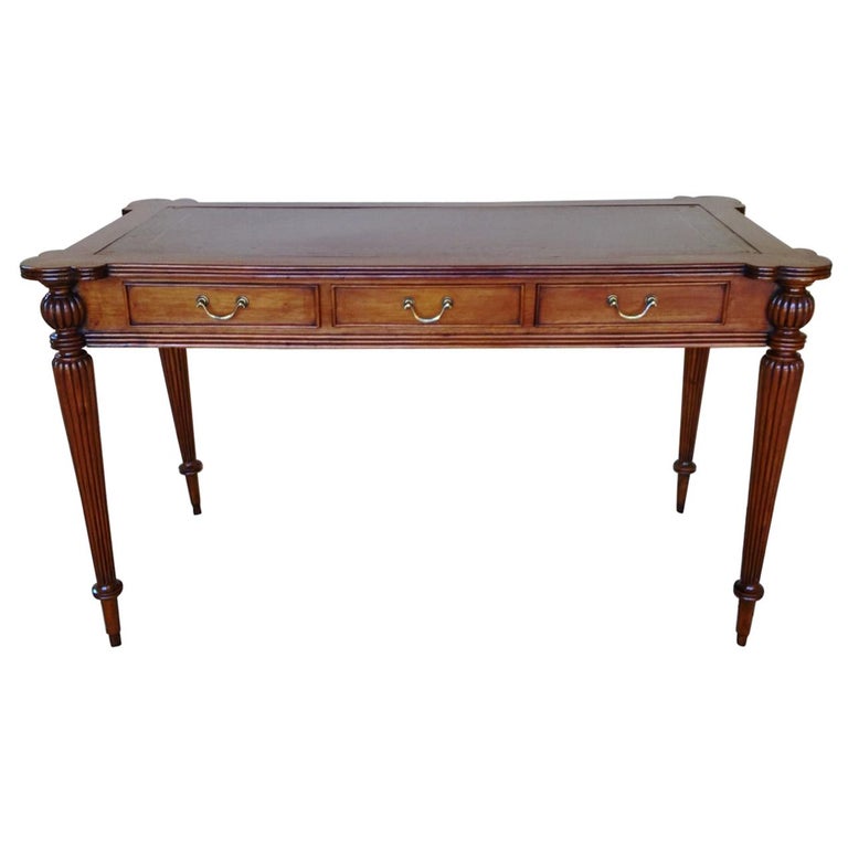 Early 20th Century Mahogany Free Standing Writing Table For Sale at 1stDibs