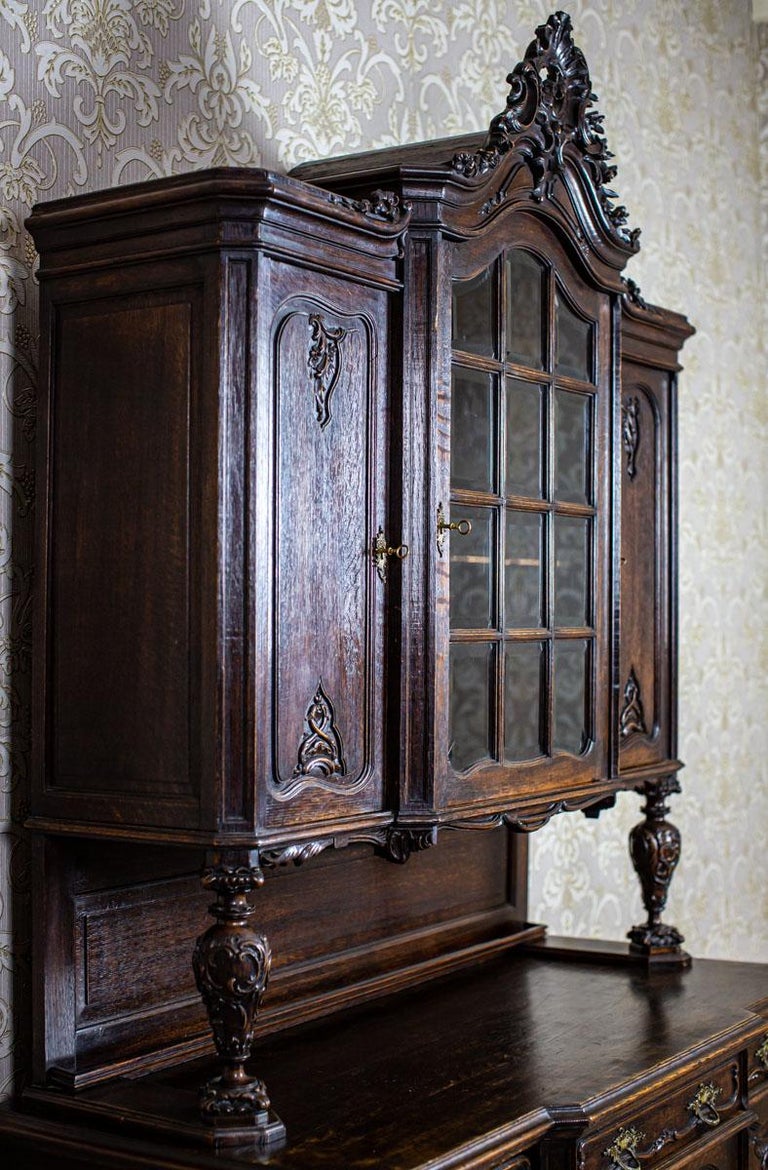 Early 20th-Century Neo-Rococo Oak Buffet in Dark Brown For Sale at 1stDibs