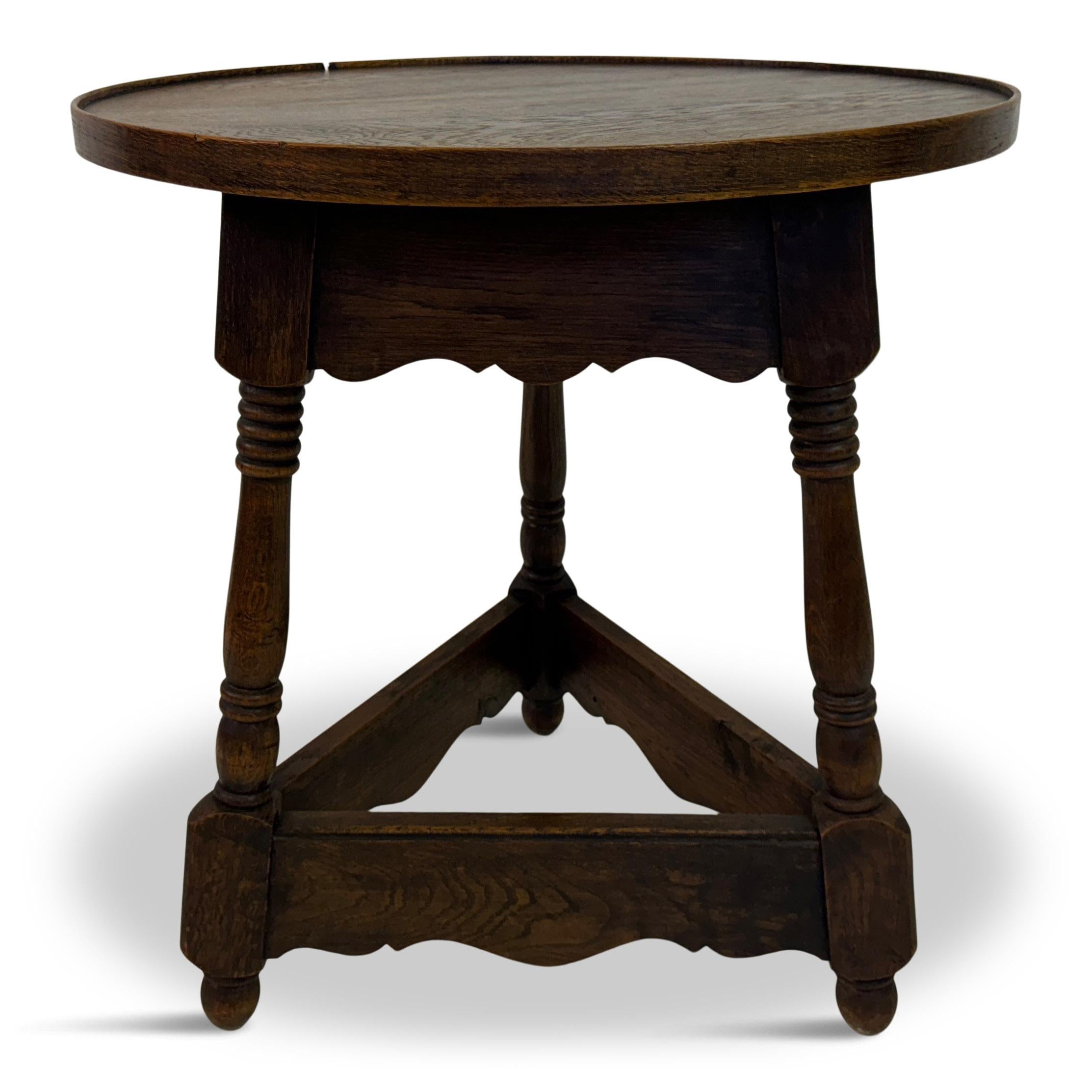 Early 20th Century Oak Cricket Table at 1stDibs