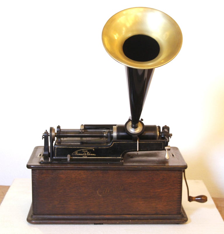 Early 20th Century Oak Edison Cylinder Phonograph 5 Cylinders For Sale ...