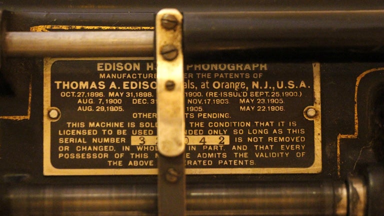 Early 20th Century Oak Edison Cylinder Phonograph 5 Cylinders For Sale ...