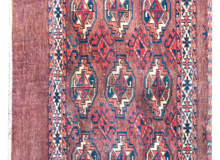 Early 20th Century Persian Turkman Rug For Sale at 1stDibs