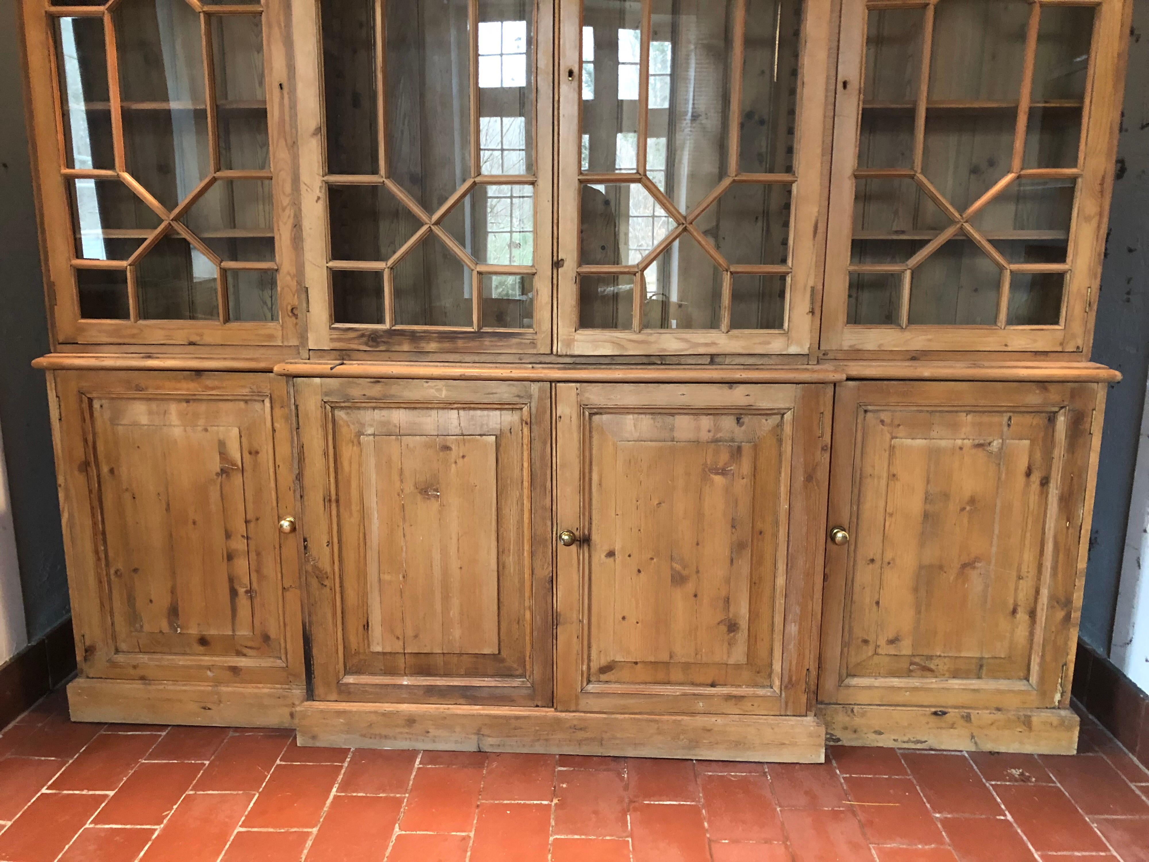 Early 20th Century Pine Breakfront For Sale at 1stDibs