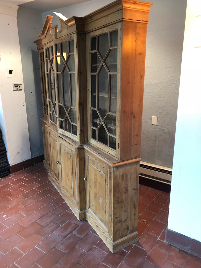 Early 20th Century Pine Breakfront For Sale at 1stDibs