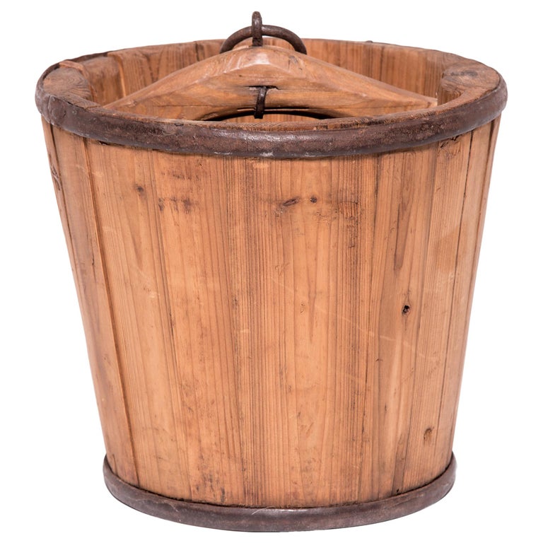 Early 20th Century Provincial Chinese Water Bucket For Sale at 1stDibs