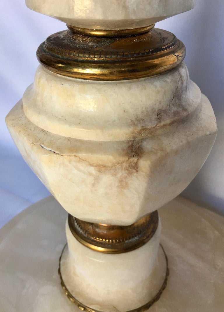 Early 20th Century Round Alabaster Marble Pedestal Drinks Side Spot ...