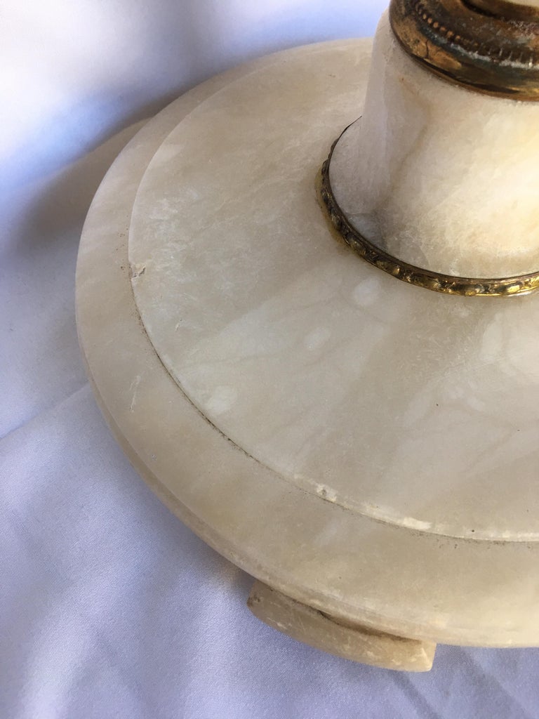 Early 20th Century Round Alabaster Marble Pedestal Drinks Side Spot ...