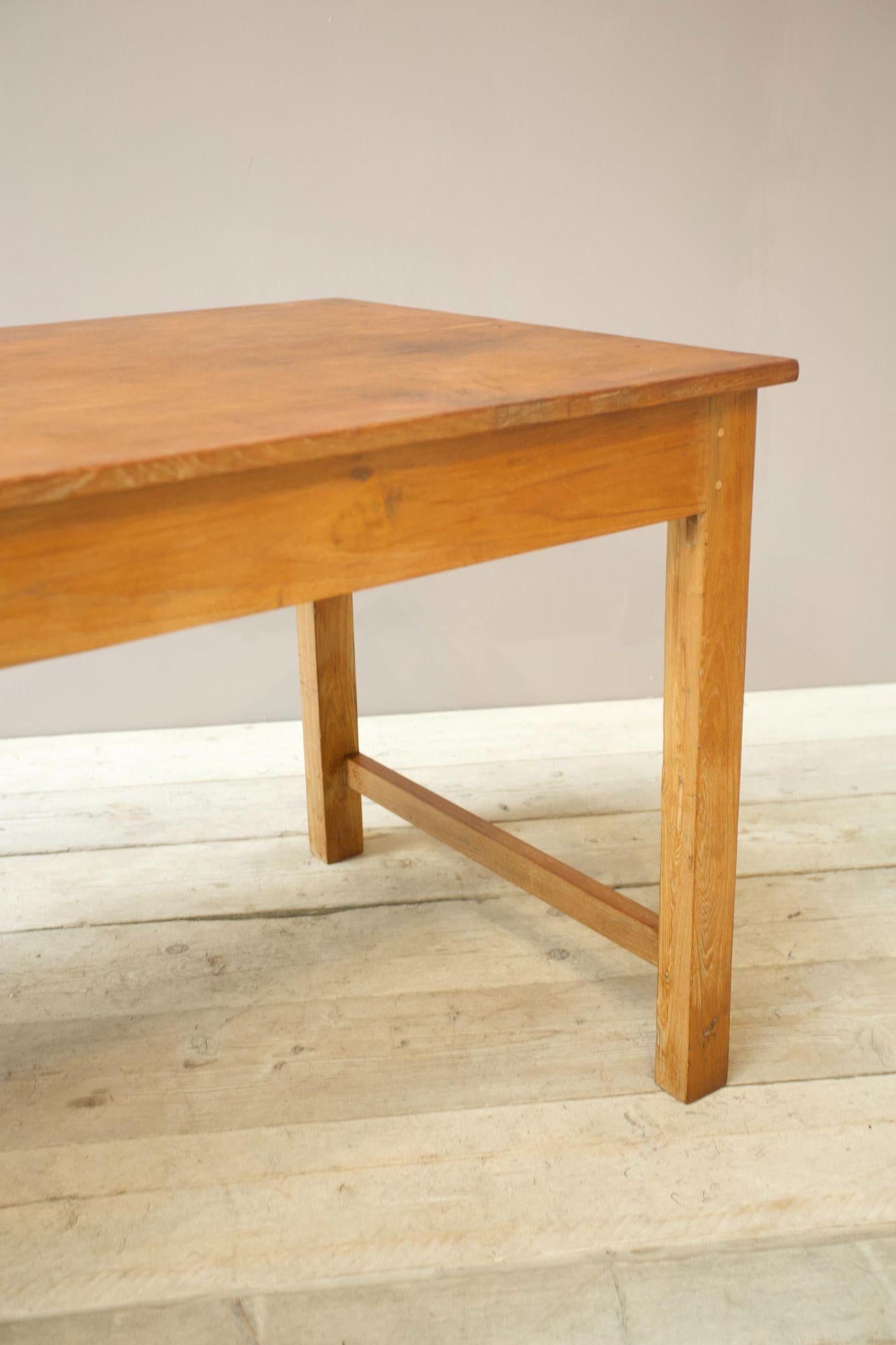 Early 20th Century Solid Teak Dining Table For Sale at 1stDibs