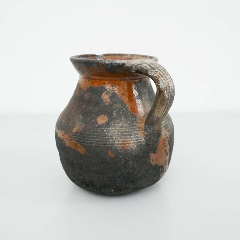 Early 20th Century Traditional Spanish Ceramic Vase For Sale at 1stDibs