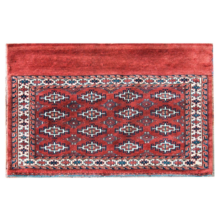 Early 20th Century Turkman Bag Face Rug For Sale at 1stDibs