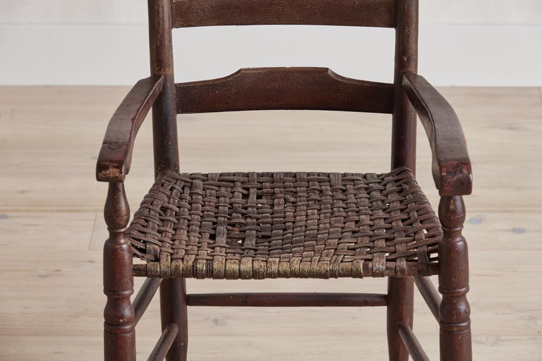 Early American Ladderback Rush Chair For Sale at 1stDibs
