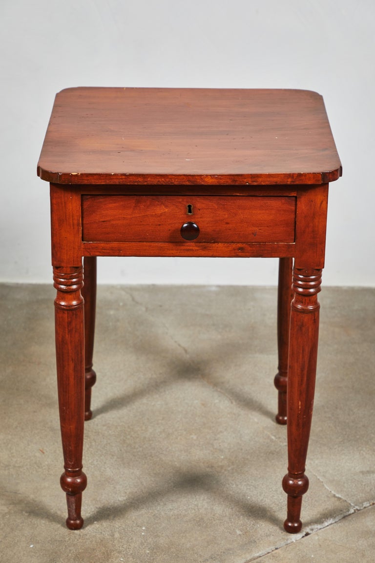 Early American Side Table with Drawer and Turned Legs at 1stDibs