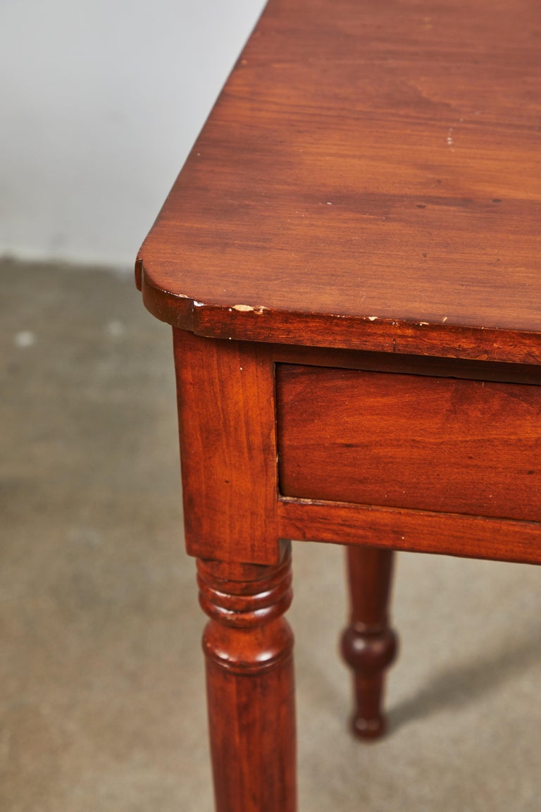 Early American Side Table with Drawer and Turned Legs at 1stDibs