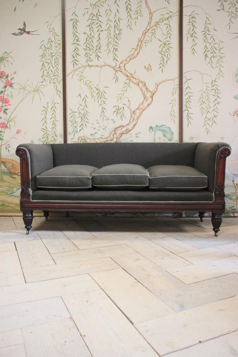 Early 19th Century English Mahogany Sofa at 1stDibs