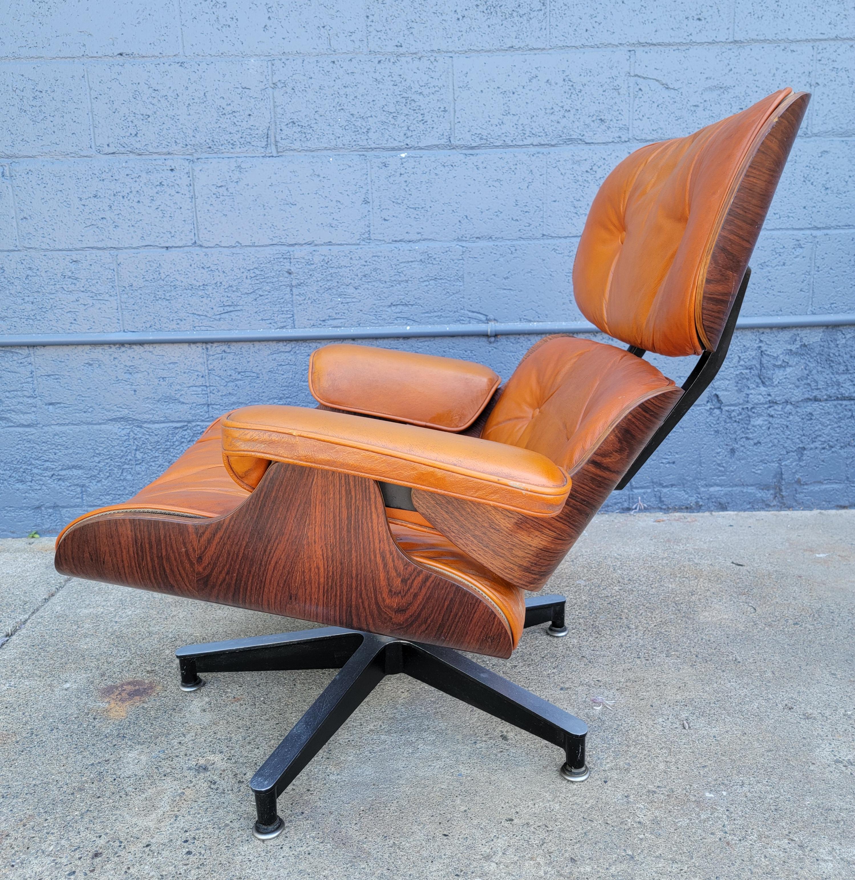 Early Eames 670 Lounge Chair at 1stDibs
