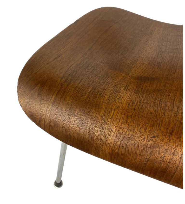 Early Eames DCM Dining Chair in Walnut by Evans Products at 1stDibs