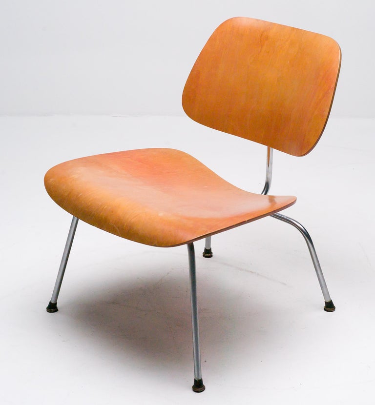 Early Eames Red Aniline Dye LCM For Sale at 1stDibs