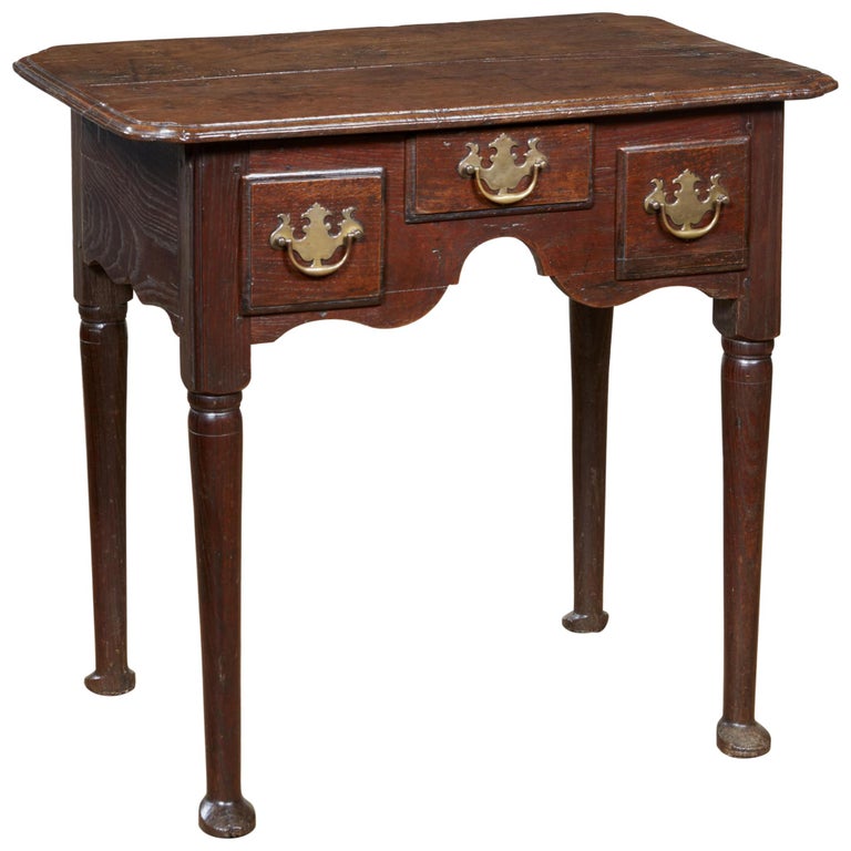 Early Georgian Oak Lowboy at 1stDibs