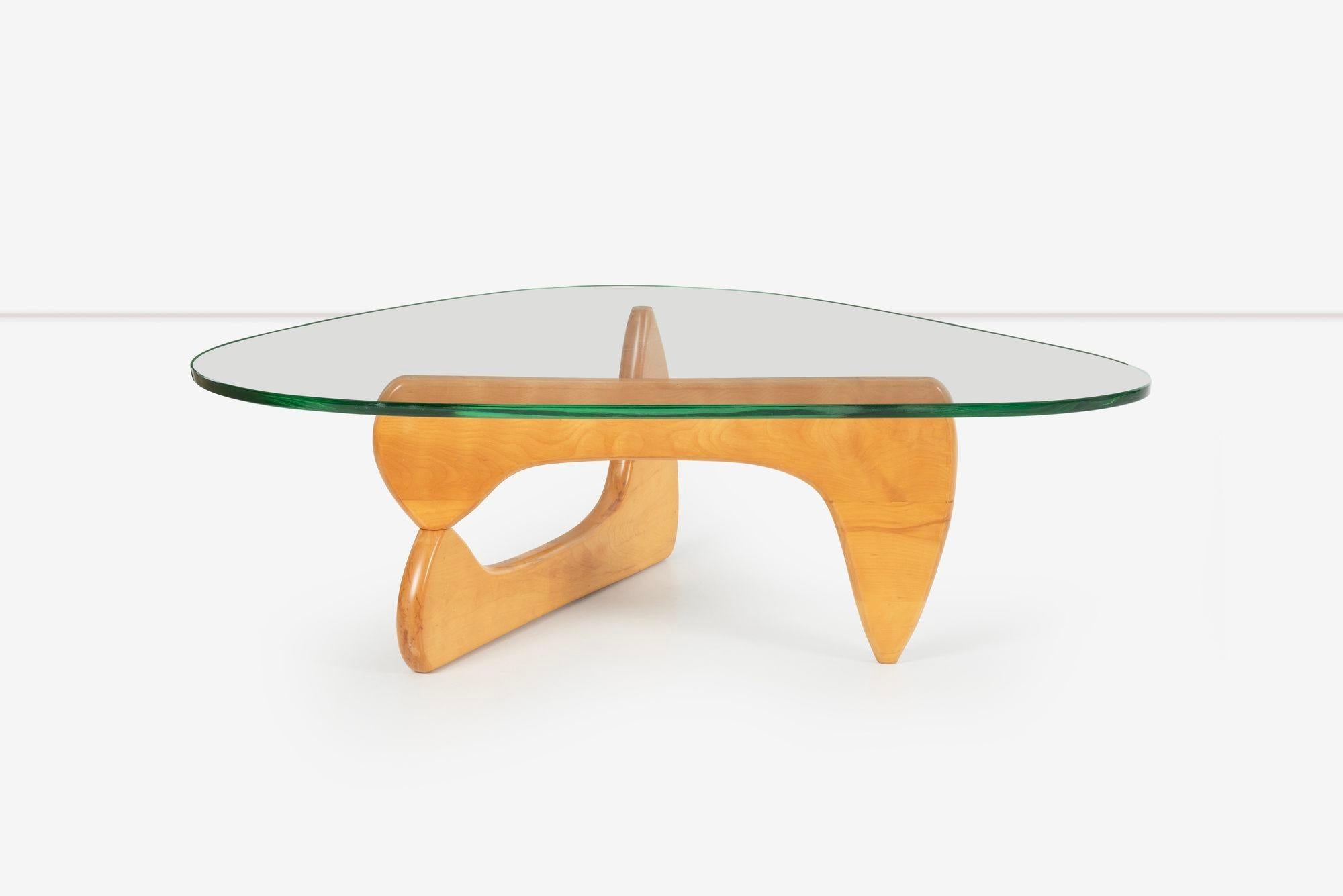 Early Isamu Noguchi Coffee Table Model IN50 For Sale at 1stDibs