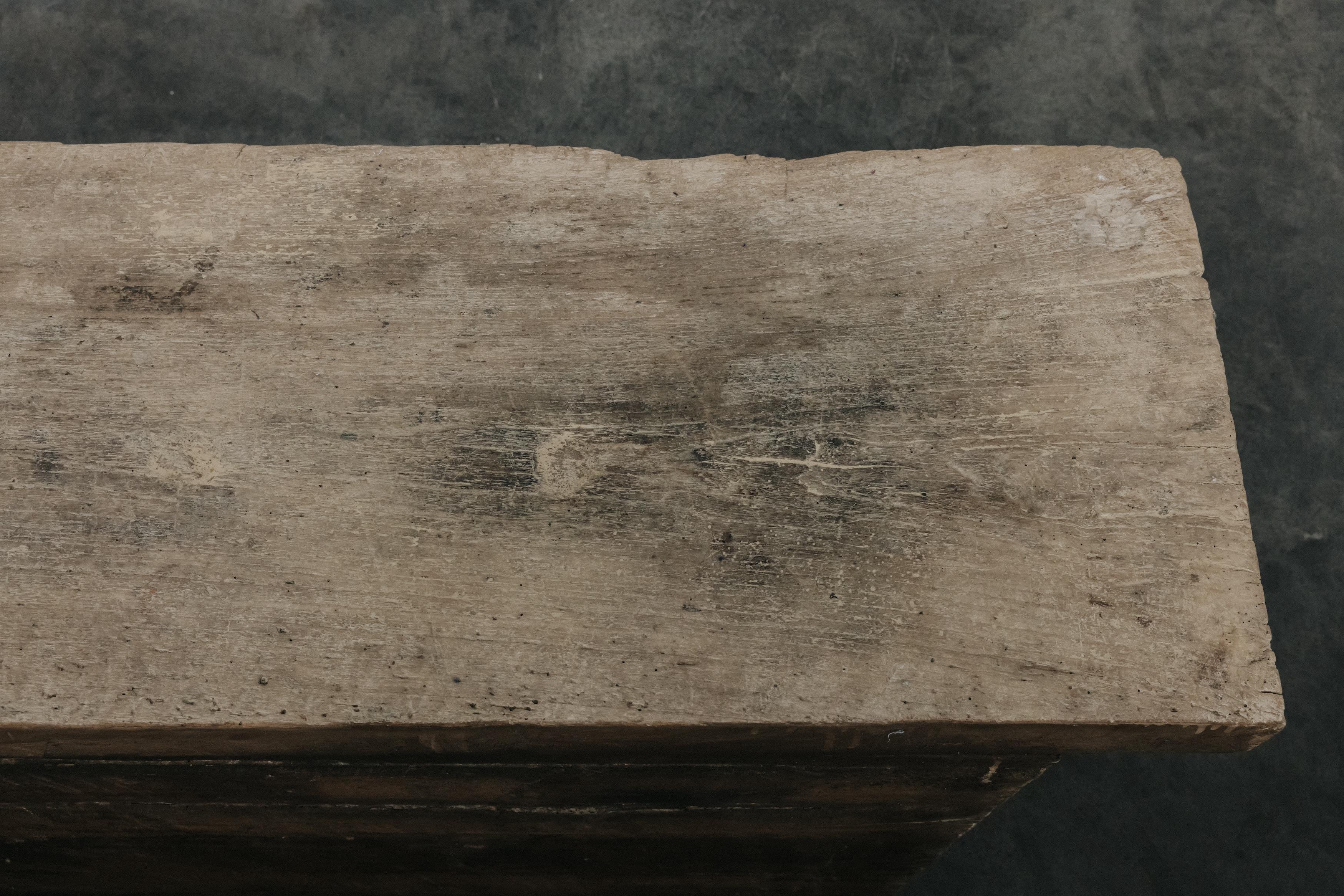 Early Primitive Oak Sideboard From Italy, Circa 1750 For Sale at 1stDibs