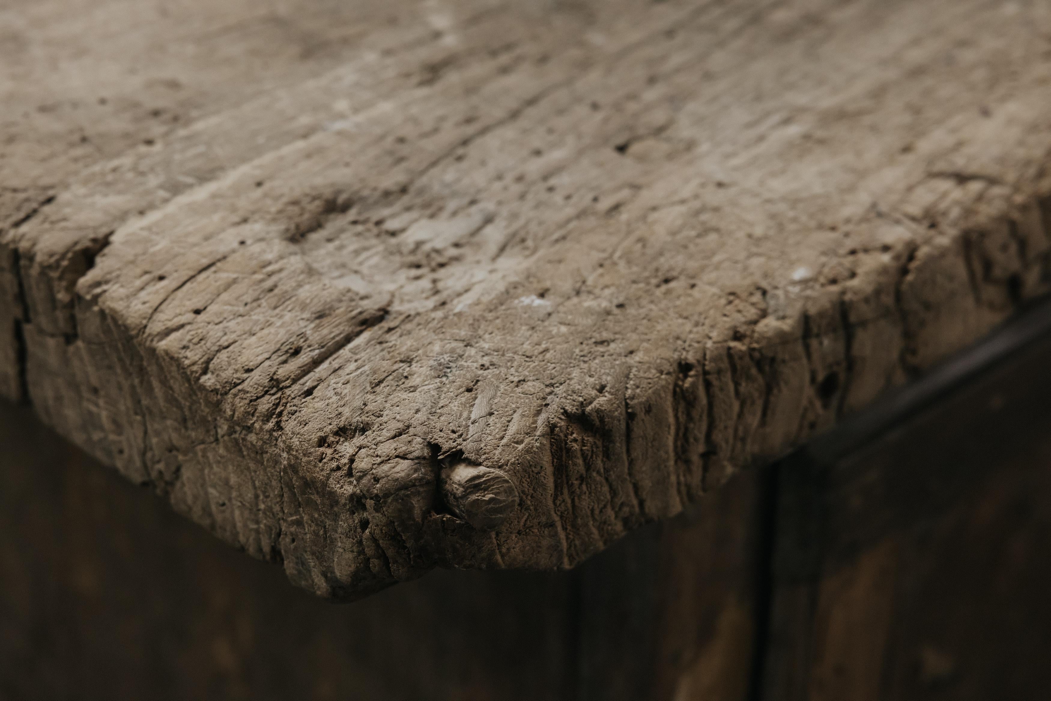 Early Primitive Oak Sideboard From Italy, Circa 1750 For Sale at 1stDibs